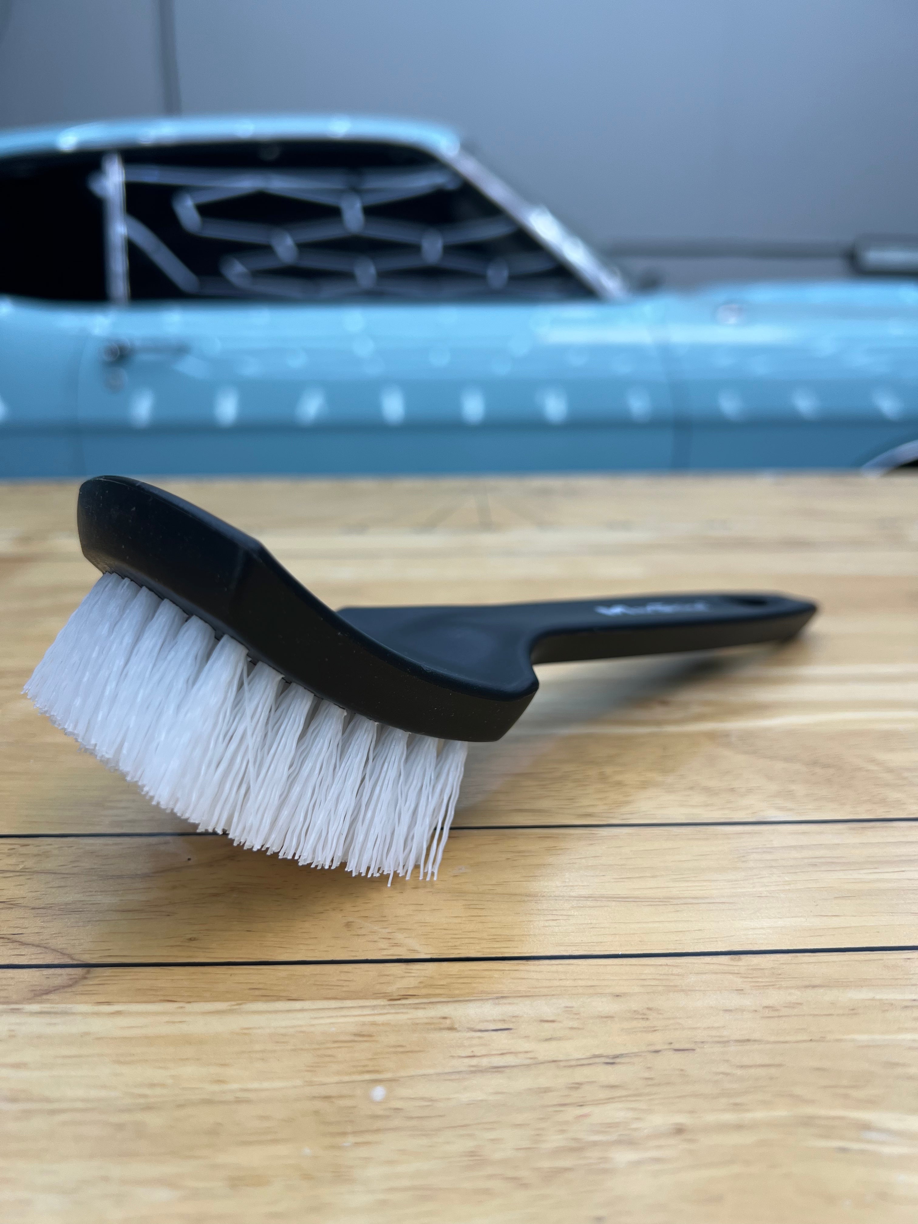 Maxshine Tire Scrub Brush – DTLR Supply